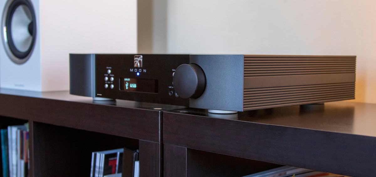 MOON By Simaudio Versterkers en Streamers – HifiManiacs